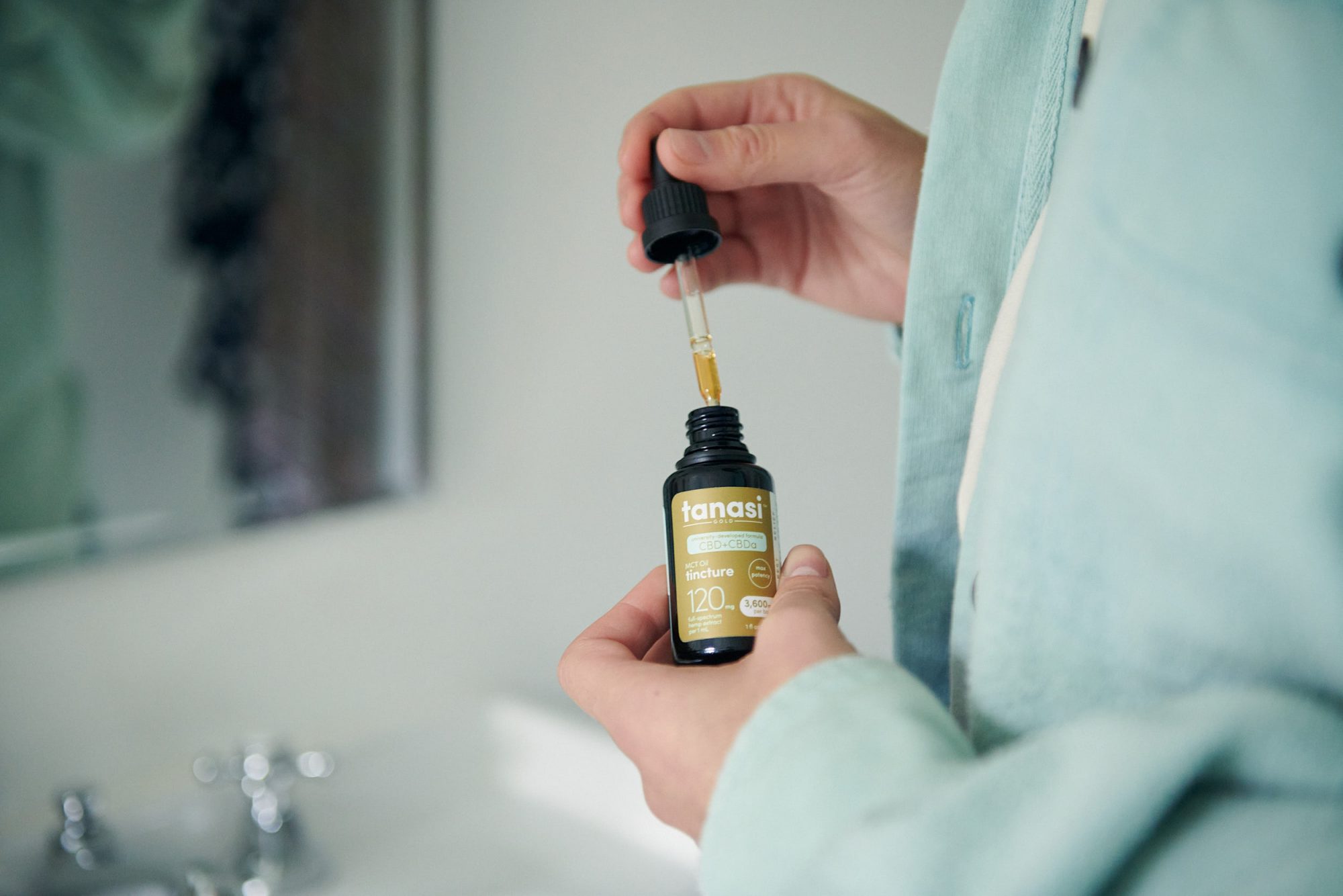 Experience the GOLD Standard: Tanasi CBD+CBDA GOLD Tinctures | tanasi